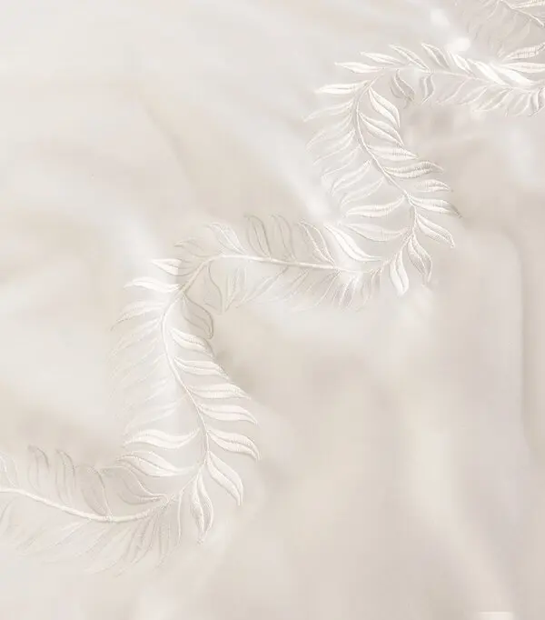 PETER REED Cotton Embroidered Laurels Oxford Pillowcase