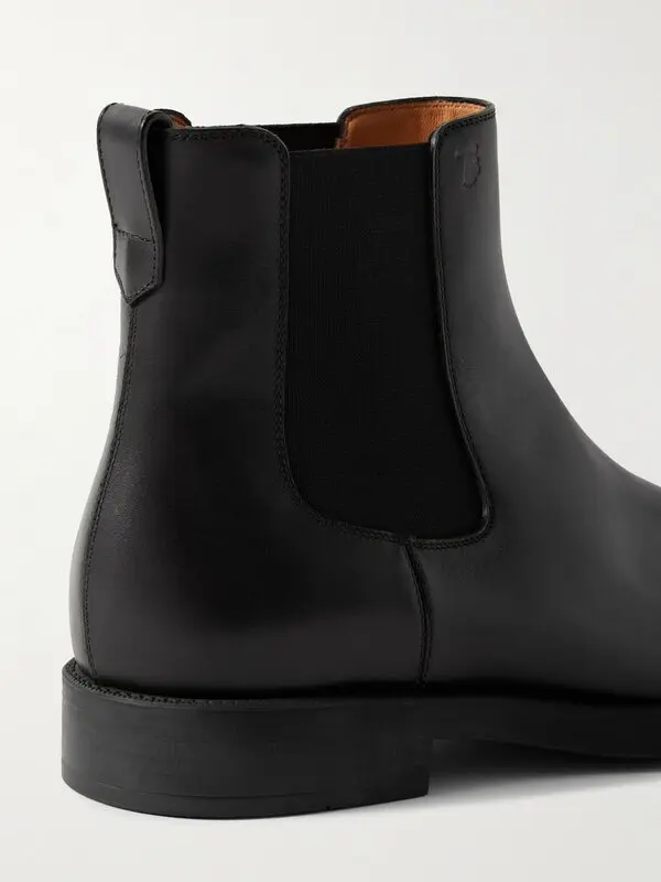TOD'S Leather Chelsea Boots