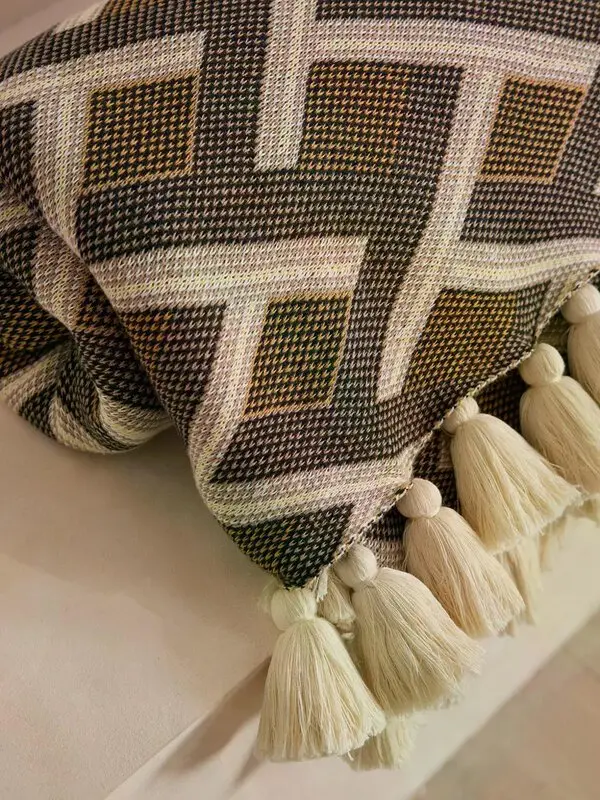 SOHO HOME Astor Blanket