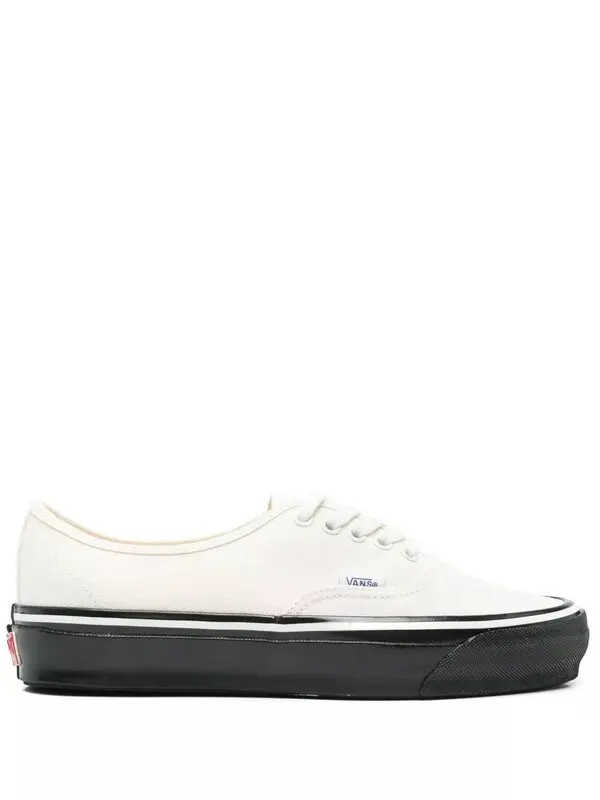 VANS Logo-tag Sneakers - White