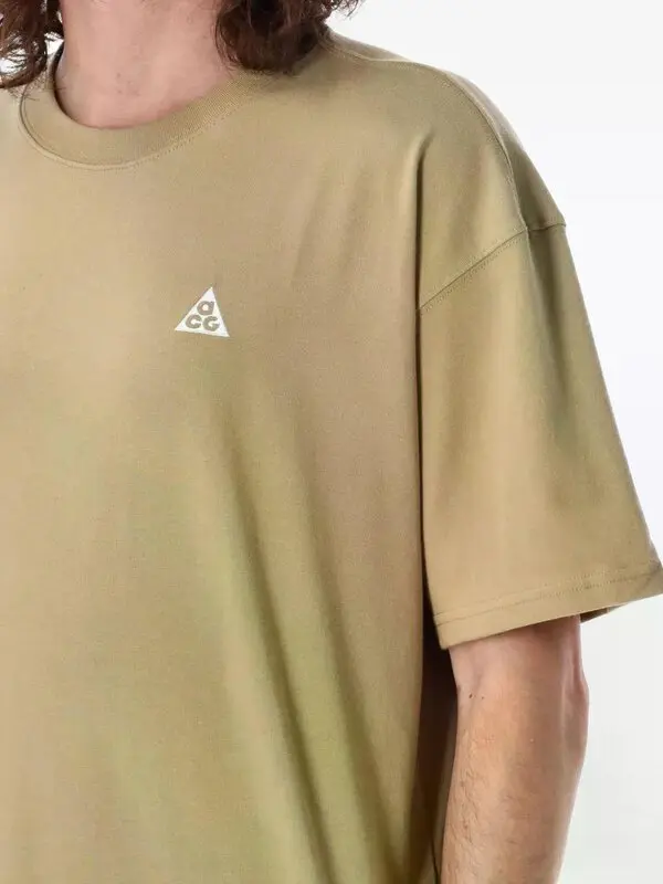Nike T-shirt