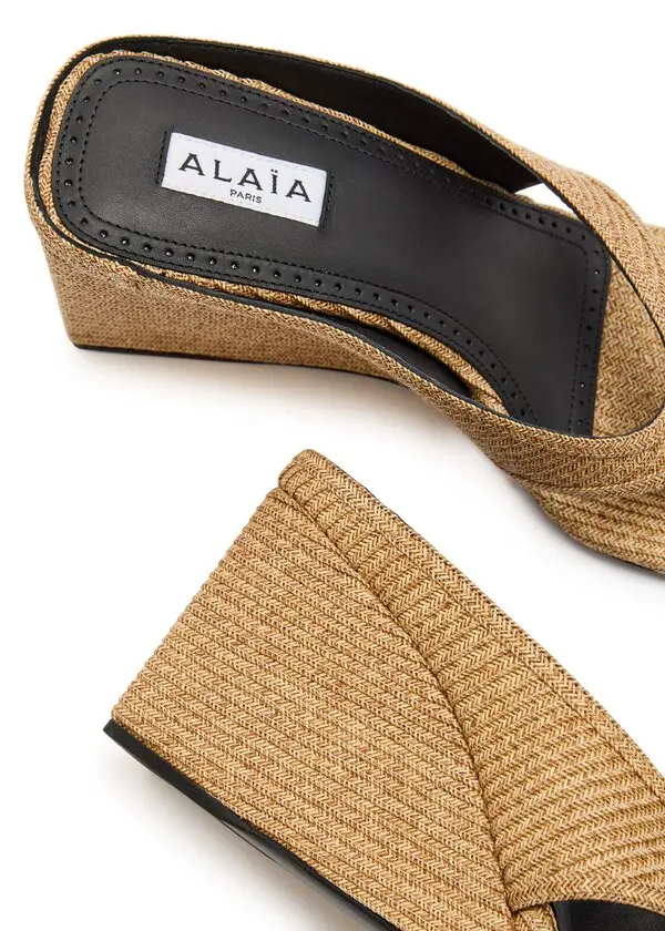Alaïa Raffia Thong Wedge Mules - Beige