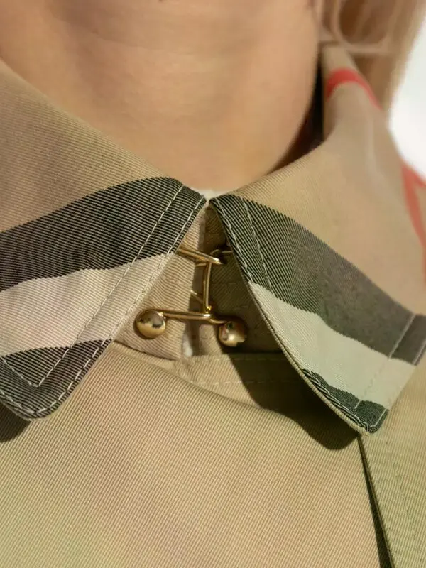Burberry Trench Coat With Check Collar