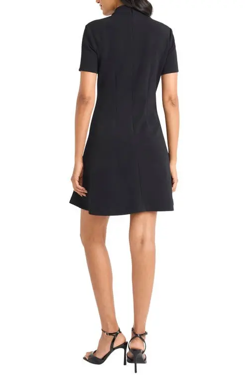 Maggy London Patch Pocket Short Sleeve Crepe Minidress
