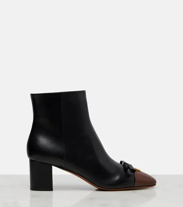 Valentino Garavani Valet Du Roi Leather Ankle Boots - Black
