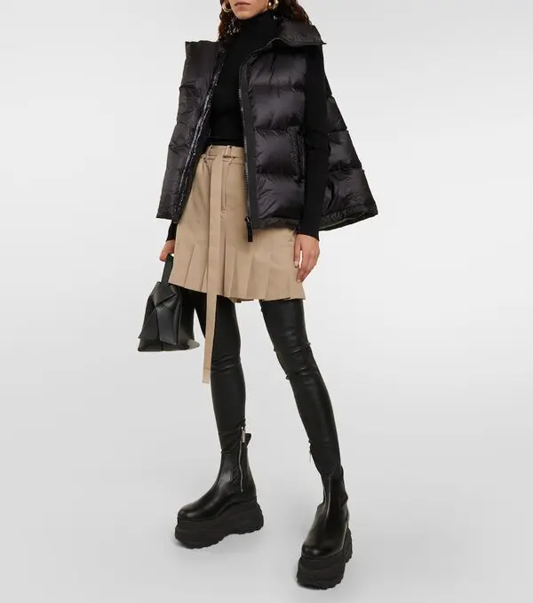 Sacai Asymmetrical Quilted Down Vest - Black