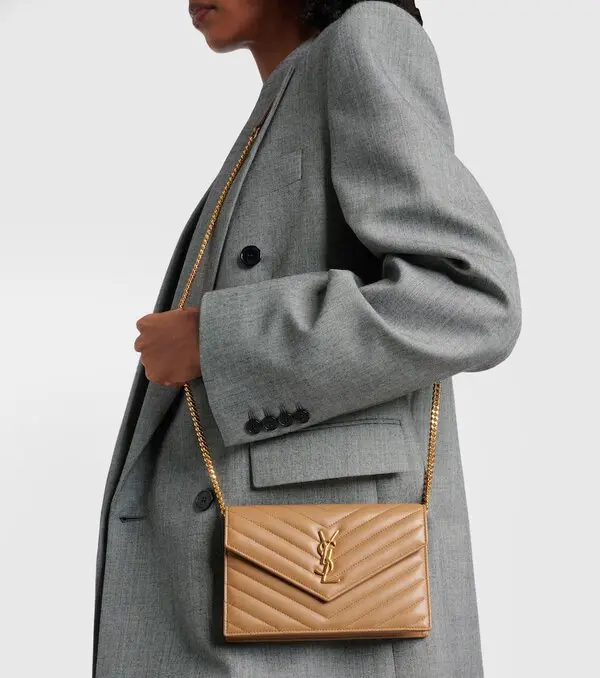 Saint Laurent Cassandre Envelope Matelassé Wallet-on-chain - Beige