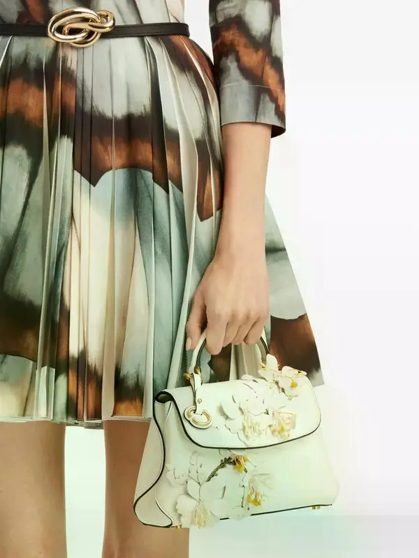 Oscar De La Renta 3d Floral-appliqué Mini Bag