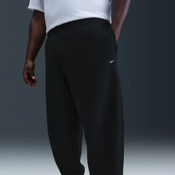 Nike Solo Swoosh Cuffed Fleece Pants - Black