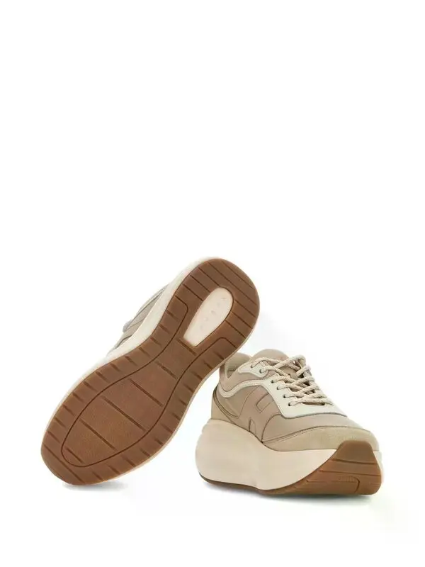 Hogan H696 Chunky Runner Sneakers - Neutrals