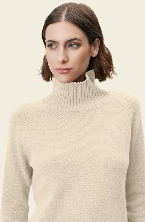 ITALIC Emma Cashmere Relaxed Turtleneck Sweater - Ivory