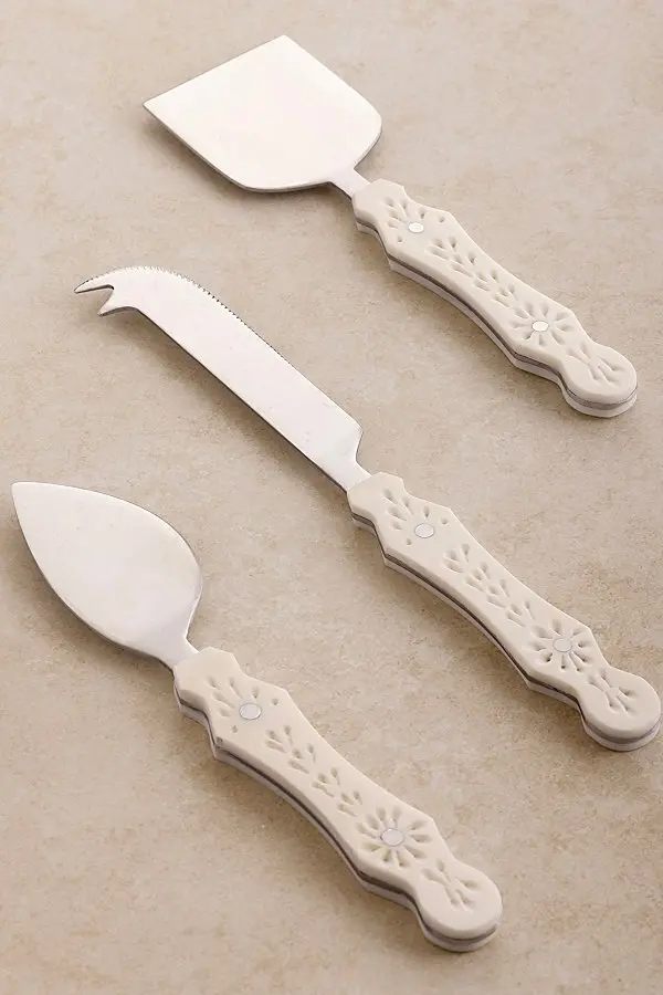 GAURI KOHLI Derby Cheese Knives Set Of 3