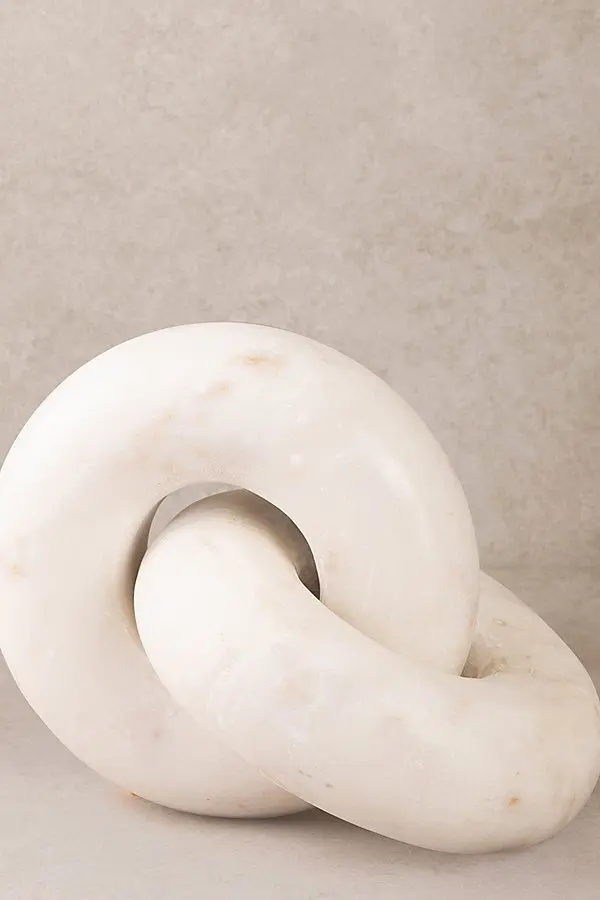 GAURI KOHLI Munich Marble Knot - Ivory White