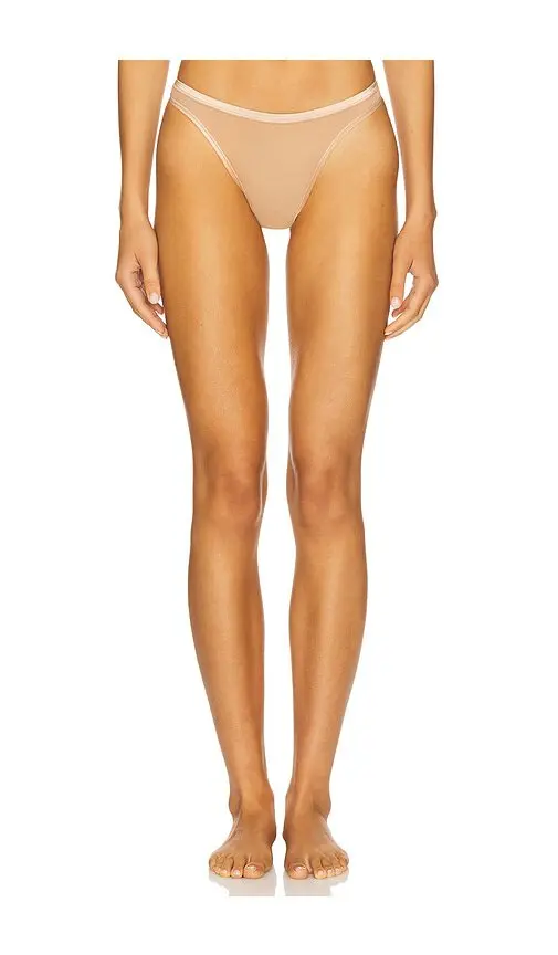 Cosabella Soire Confidence Classic Thong In Nude - Cinque