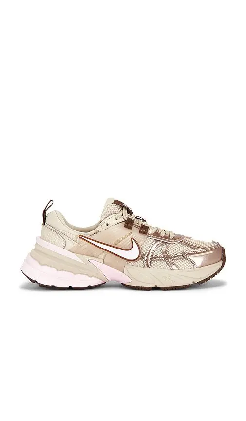 Nike V2k Run Sneaker - Sanddrift  Pink Foam  Shimmer  Fauna Bro
