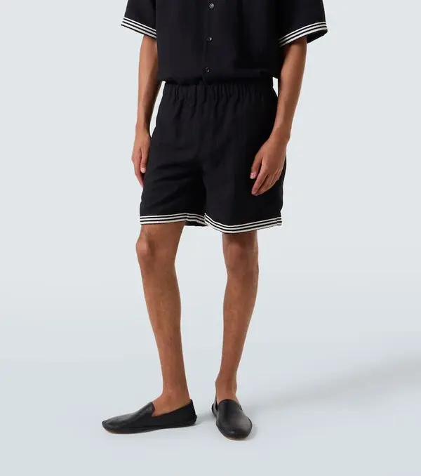Commas Embroidered Shorts