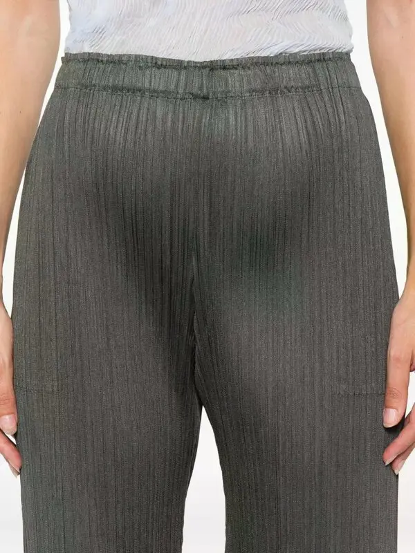 Issey Miyake Elasticated-waist Pleated Shorts - Grey
