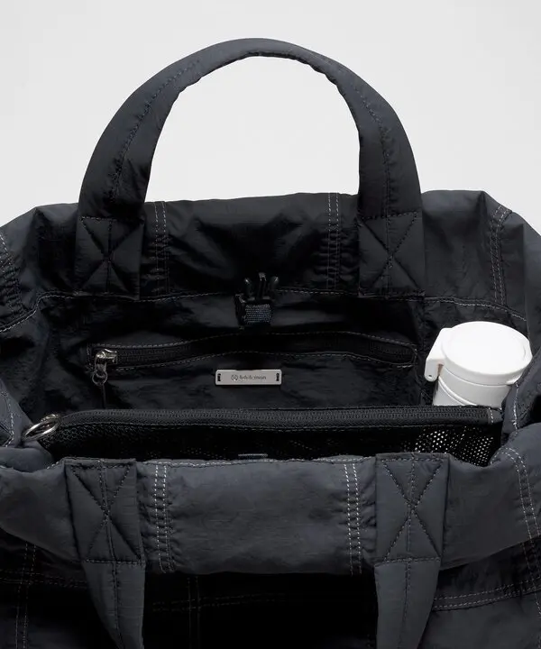 maxi cosi pria width Maxi-Cosi LX Convertible Car Seat (0 Months - 4 Years) - Onyx by Maxi- SIZE:Yth Basquiat Collection Coach Basquiat trasporto Made with EcoCare fabric