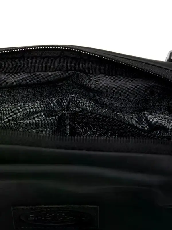 EASTPAK Arjan Messenger Bag