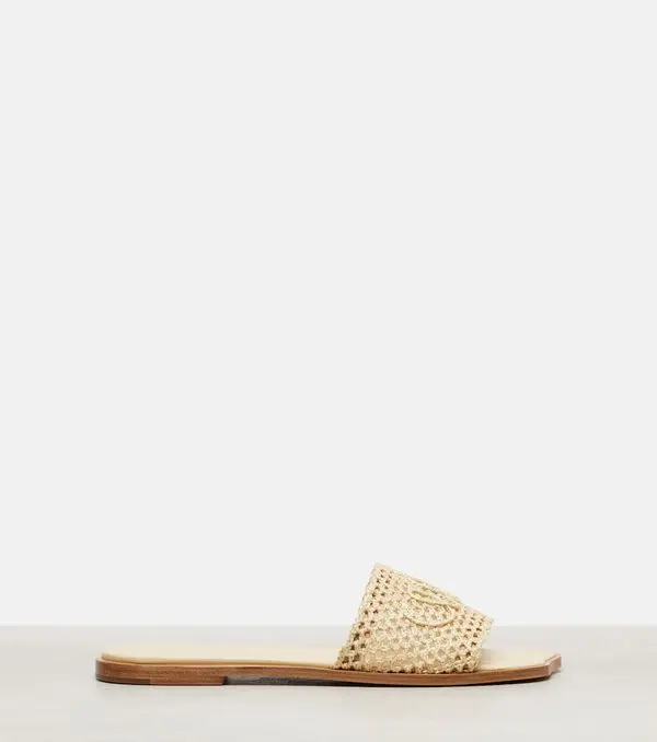 Chloé Soleil Logo Embroidered Slides - Beige