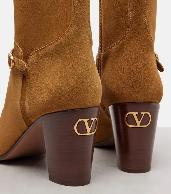 Valentino Garavani Pattie 75 Suede Ankle Boots