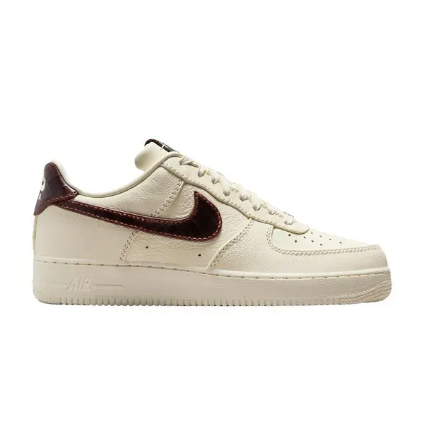 Nike Air Force 1 '07 Sneakers - Cream