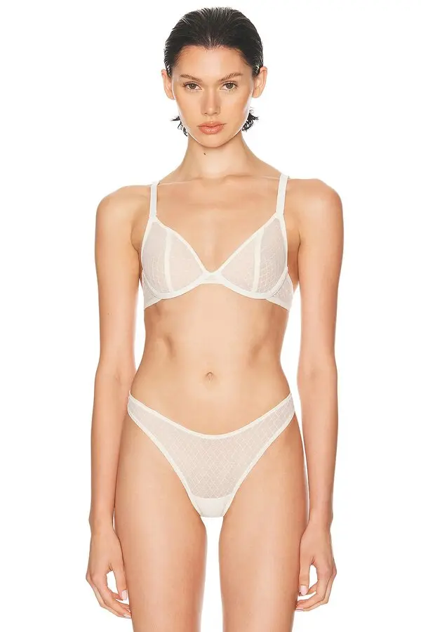CUUP Trellis Lace Plunge Bra In White - Salt