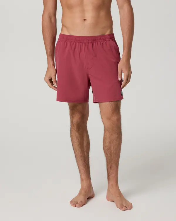 Vuori Maverick Volley Short Lined - Sour Cherry