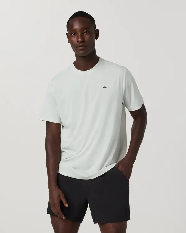 Vuori Short Sleeve Viewpoint Performance T-shirt 2.0 - Breeze