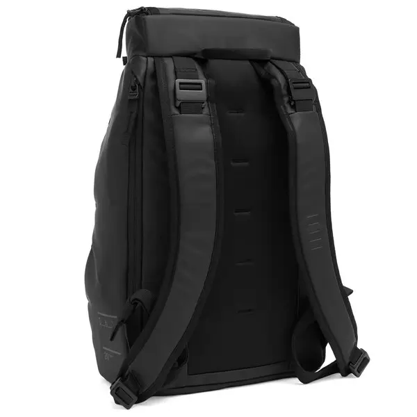 DB JOURNEY Hugger Backpack 20l - Black Out