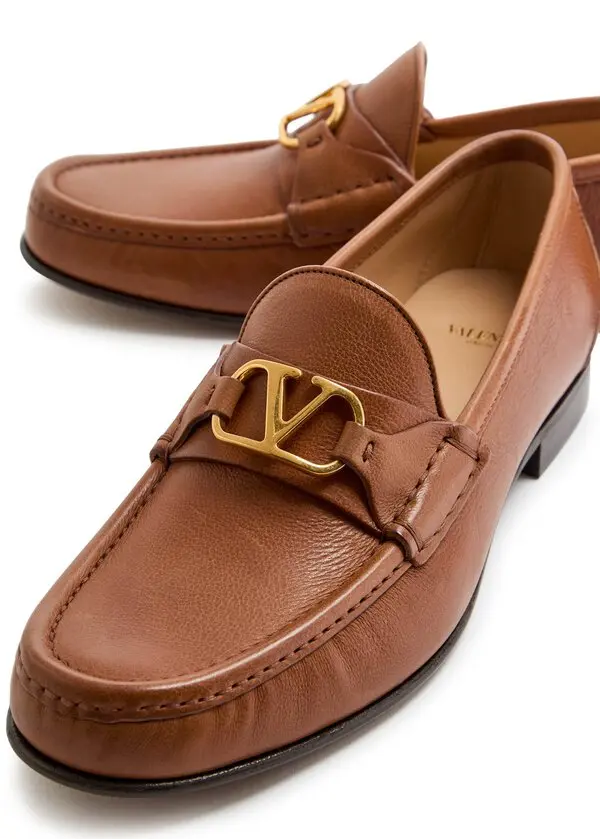 Valentino Garavani Vlogo Leather Loafers