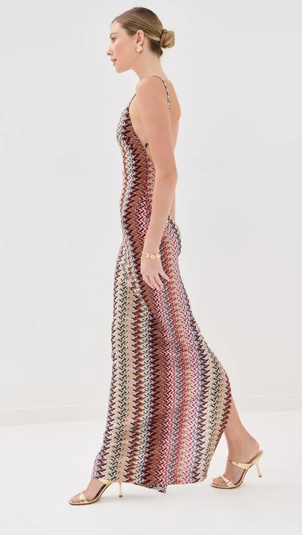 missoni long dress A long women’s dress skimming the feet Long dress with halter neckline