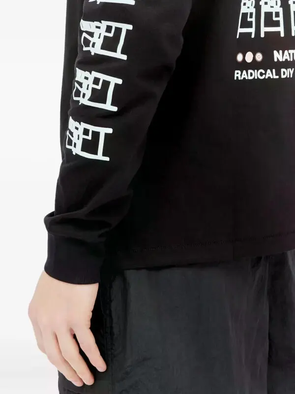 SPACE AVAILABLE Graphic-print Long-sleeve T-shirt