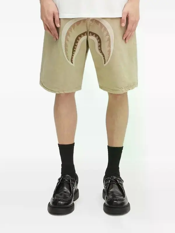 A BATHING APE Garment-dyed Denim Shorts - Neutrals