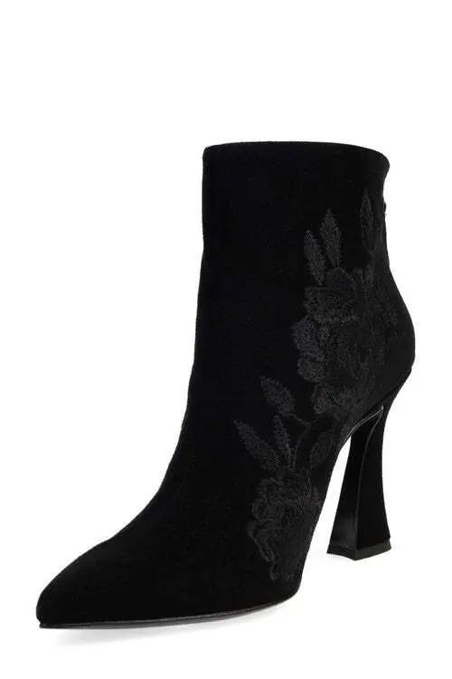 Natori Shugo Embroidery Square Heel Ankle Boot - Black