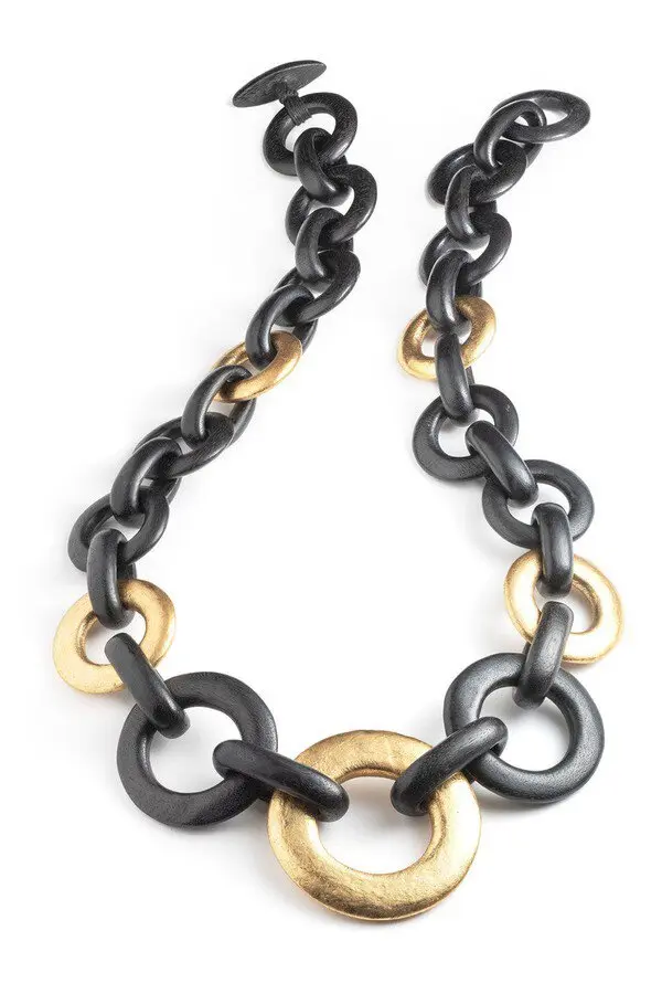 Natori Acacia Wood And Gold Plated Circle Link Necklace - Black