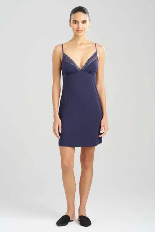 Natori Feathers Essentials Lenzing Ecovero Viscose Lace Applique Chemise - Blue