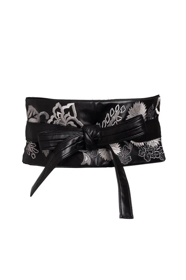 Natori Vegan Luxe Lambskin Embroidered Obi Belt - Black
