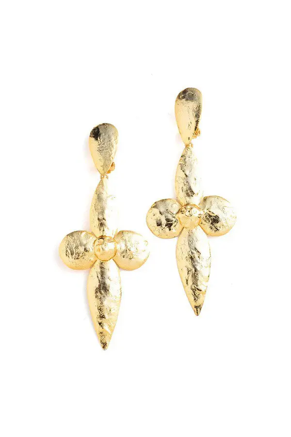 Natori Plated Brass Floral Clip-on Earrings - Gold