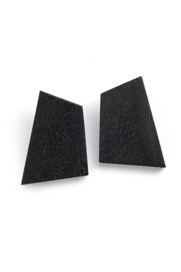 Natori Geometric Acacia Wood Clip-on Earrings - Black
