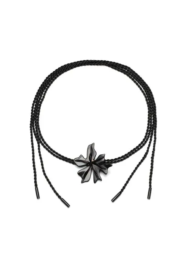 Natori Buffalo Horn Floral Pendant Belt - Black