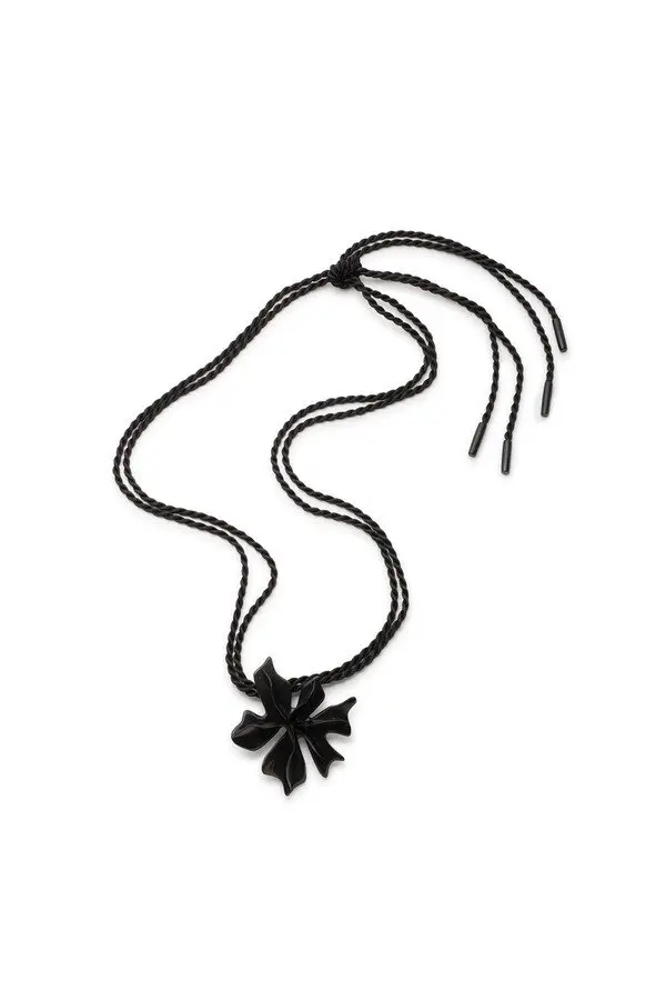 Natori Buffalo Horn Floral Pendant Necklace - Black