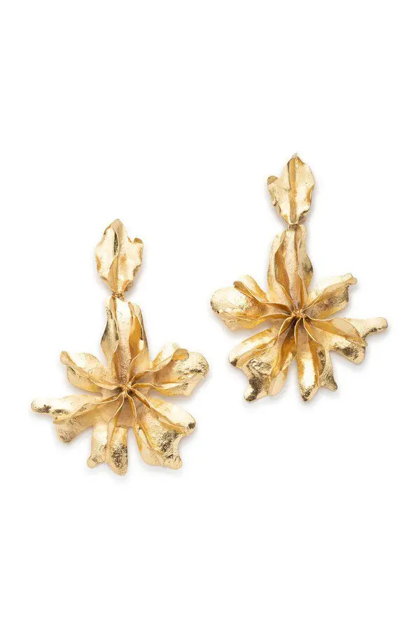 Natori Plated Brass Floral Clip On Earrings - Gold