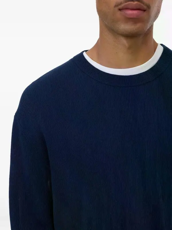 Closed Ribbed Crew-neck Sweater