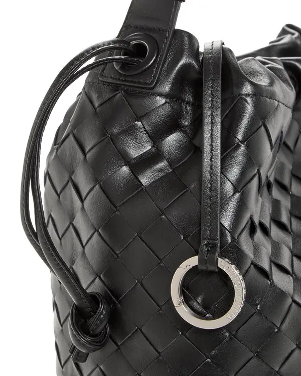 Bottega Veneta Avenue Intrecciato Leather Shoulder Bag - Nero/nero