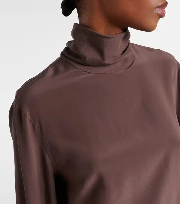 Brunello Cucinelli Monili Turtleneck Silk Blouse - Brown
