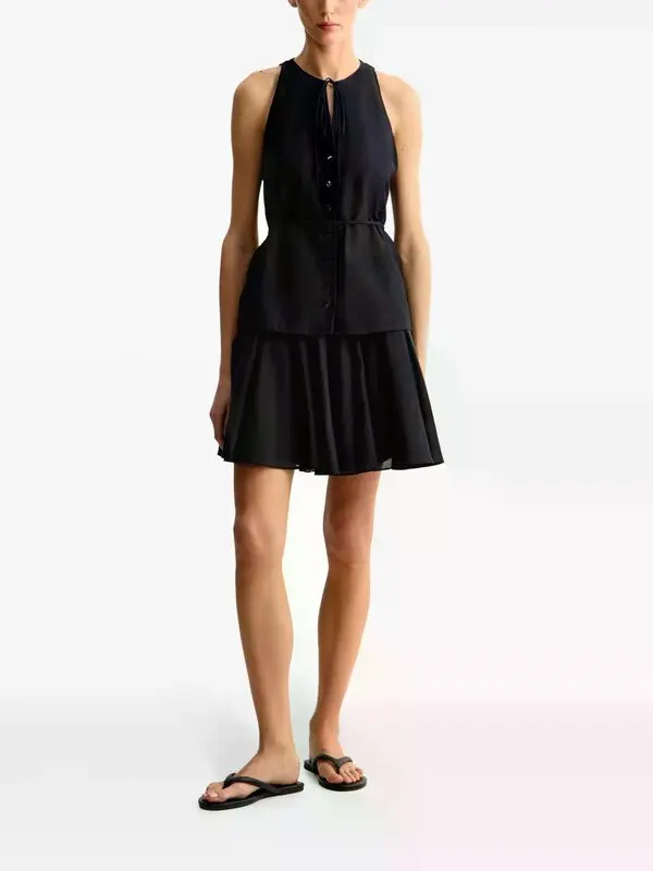 12 STOREEZ High-waisted Miniskirt