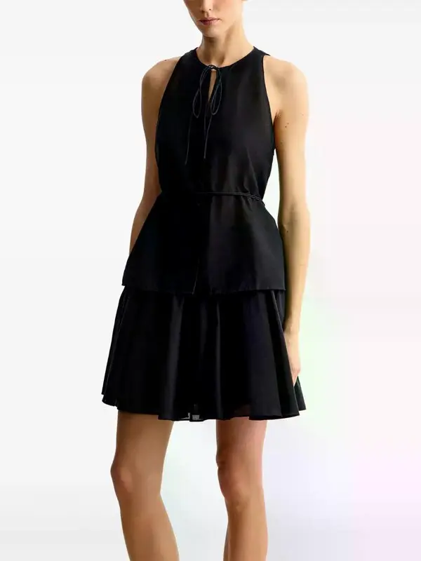 12 STOREEZ High-waisted Miniskirt