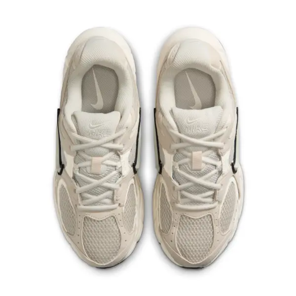 Nike V5 Rnr Athletic Sneakers - Brown