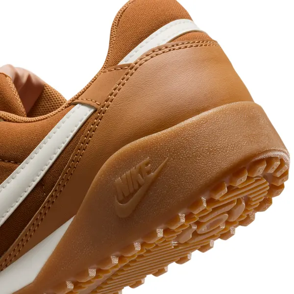 Nike Terra Manta Shoes - Brown